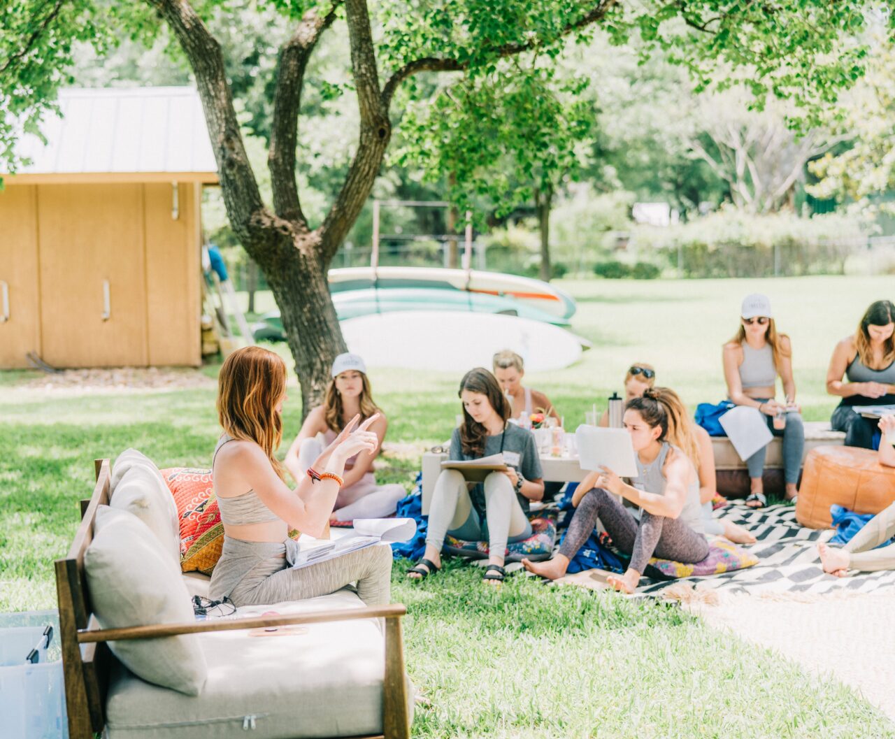 5 Better Ways to Approach Stage Setup for a Panel Discussion