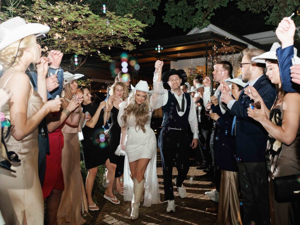 6 Ideas for a Western Wedding | Party at the Moontower